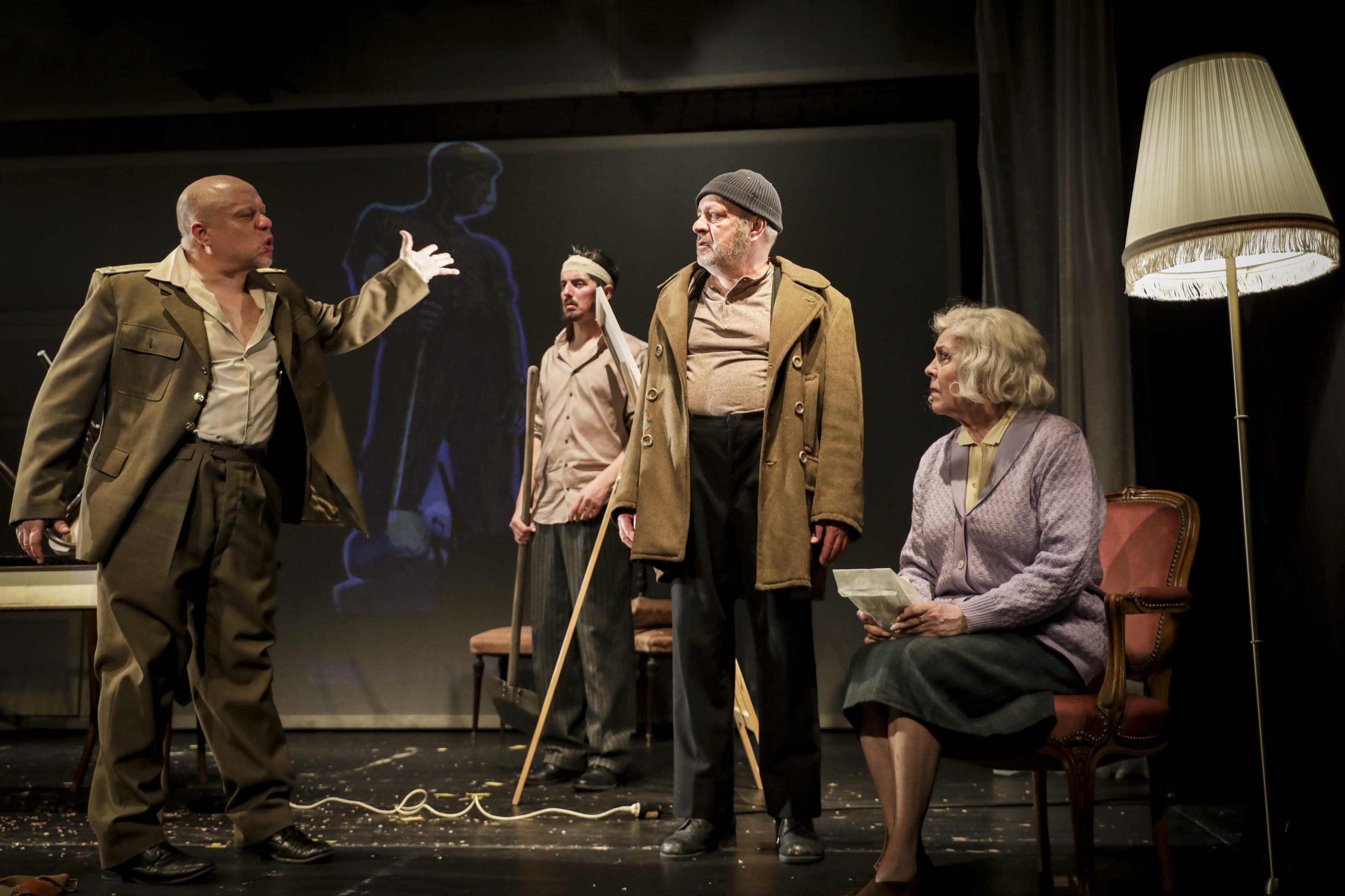 Divadlo Astorka Korzo´90 – program a vstupenky online